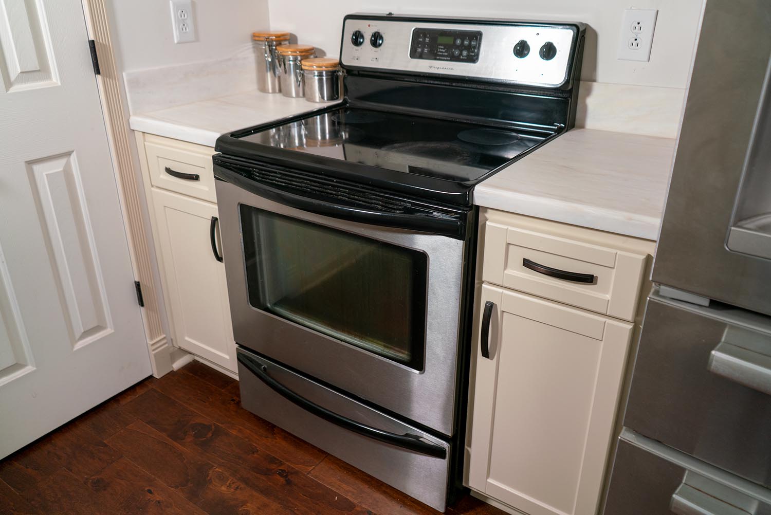 Shaker Style In Almond - Newberry Home Improvement